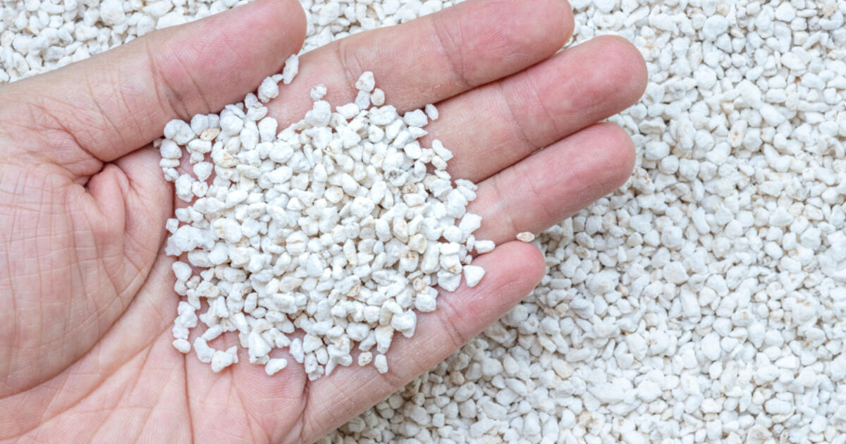 La perlite comme matériau d'isolation : avantages, inconvénients et coûts | RageMag